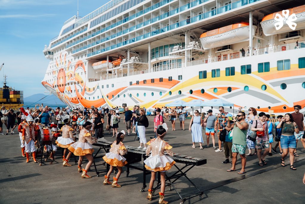 Welcome Back, MV Norwegian Sun! Puerto Princesa Celebrates Its 20th and ...